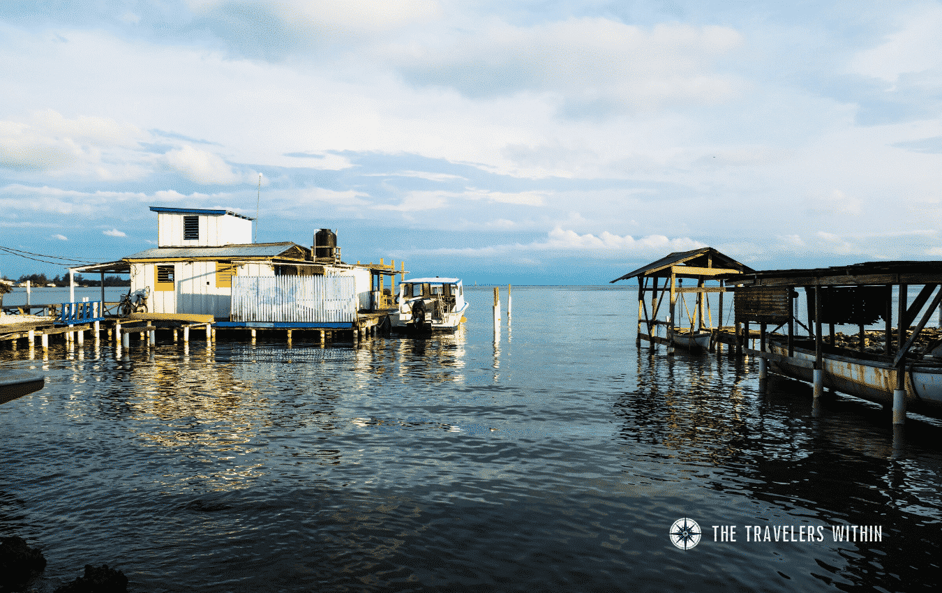 Utila, Honduras - The Travelers Within